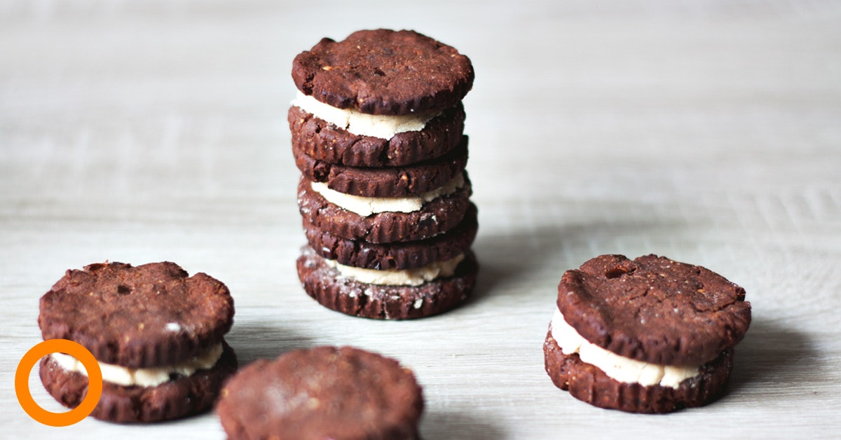 Vegan protein oreo