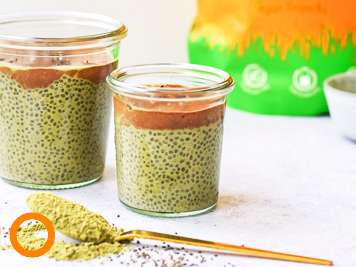 Matcha chia pudding with chocolate topping